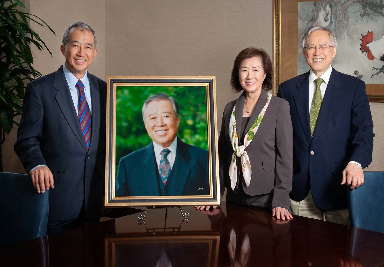 Chao Family Receives the Partnership's 2023 McNair Civic Leadership ...